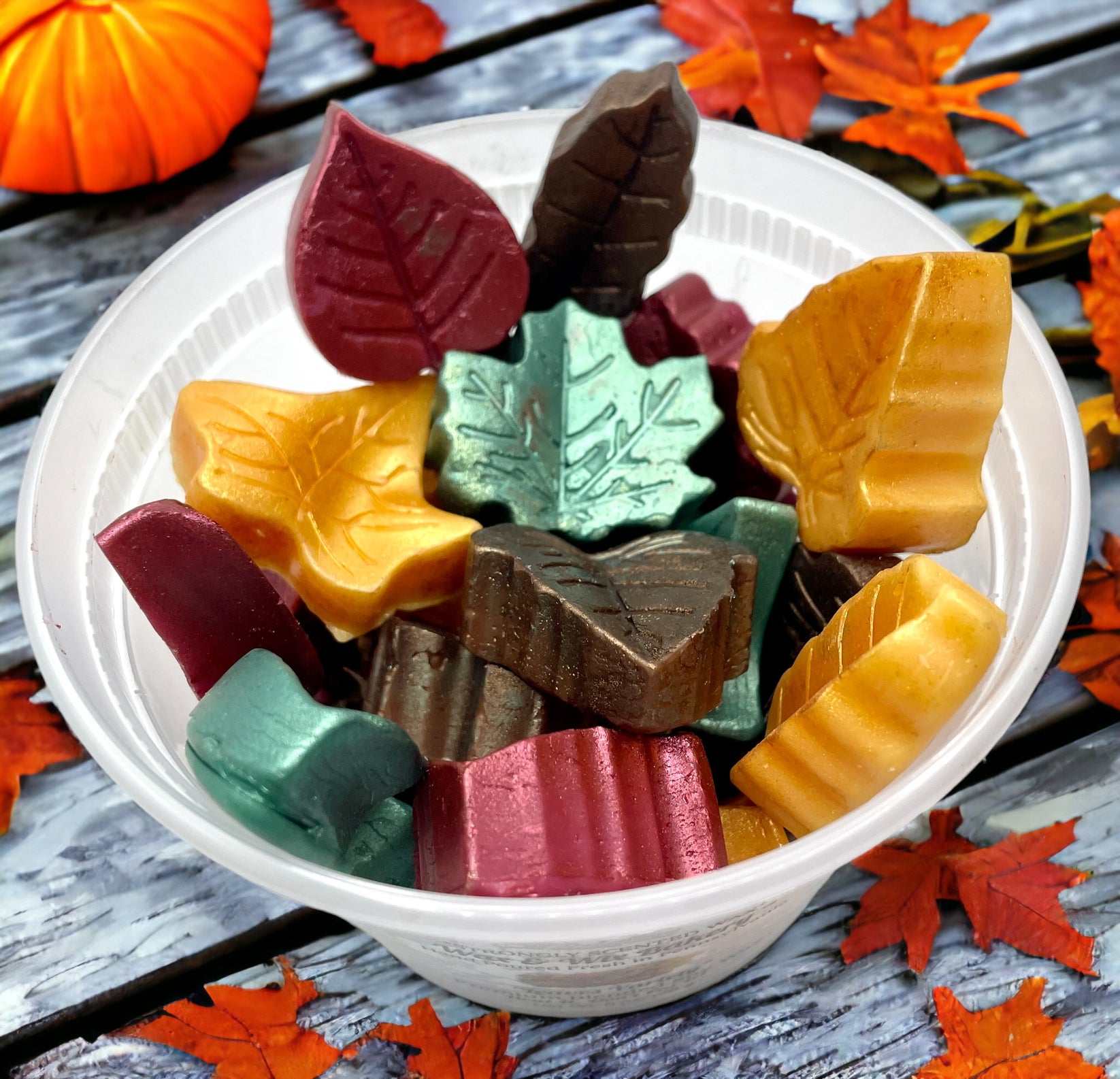 Leaves Wax Melts. 4 Scent Variety Pack. 6 Oz. Soy Wax Melts/Leaf Shape